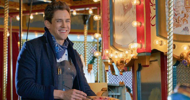 Neal Bledsoe Plays a Charming Prince in Hallmark's "A Christmas ...
