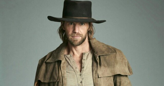 Matt Barr on "Taking" Hoyt Rawlins from "Walker" to "Walker ...
