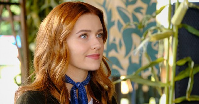 Kennedy McMann on Three Years of Portraying The CW's Nancy Drew ...