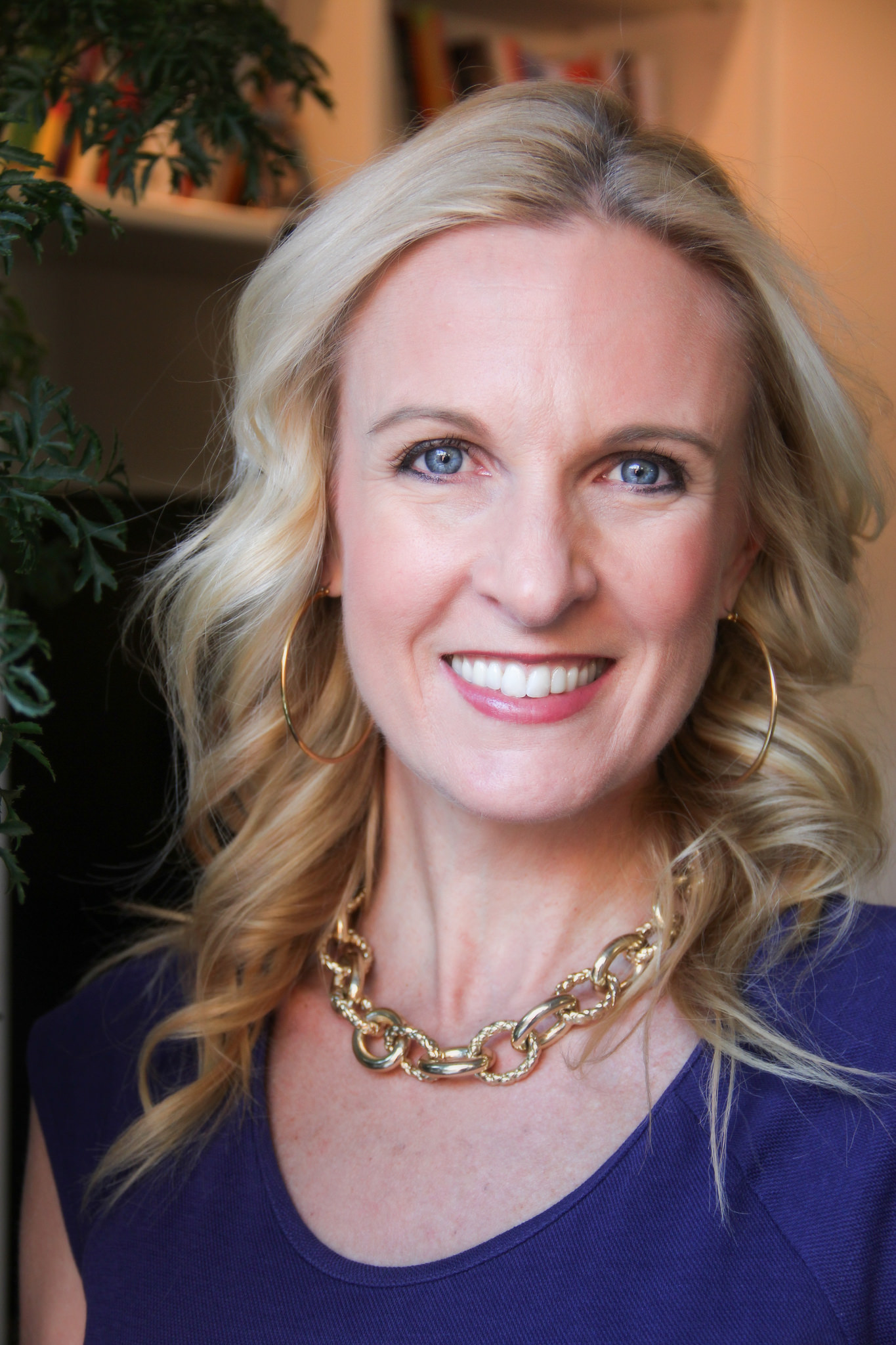 Jennifer Brown Performing 39tomorrow39 Annie Youtube